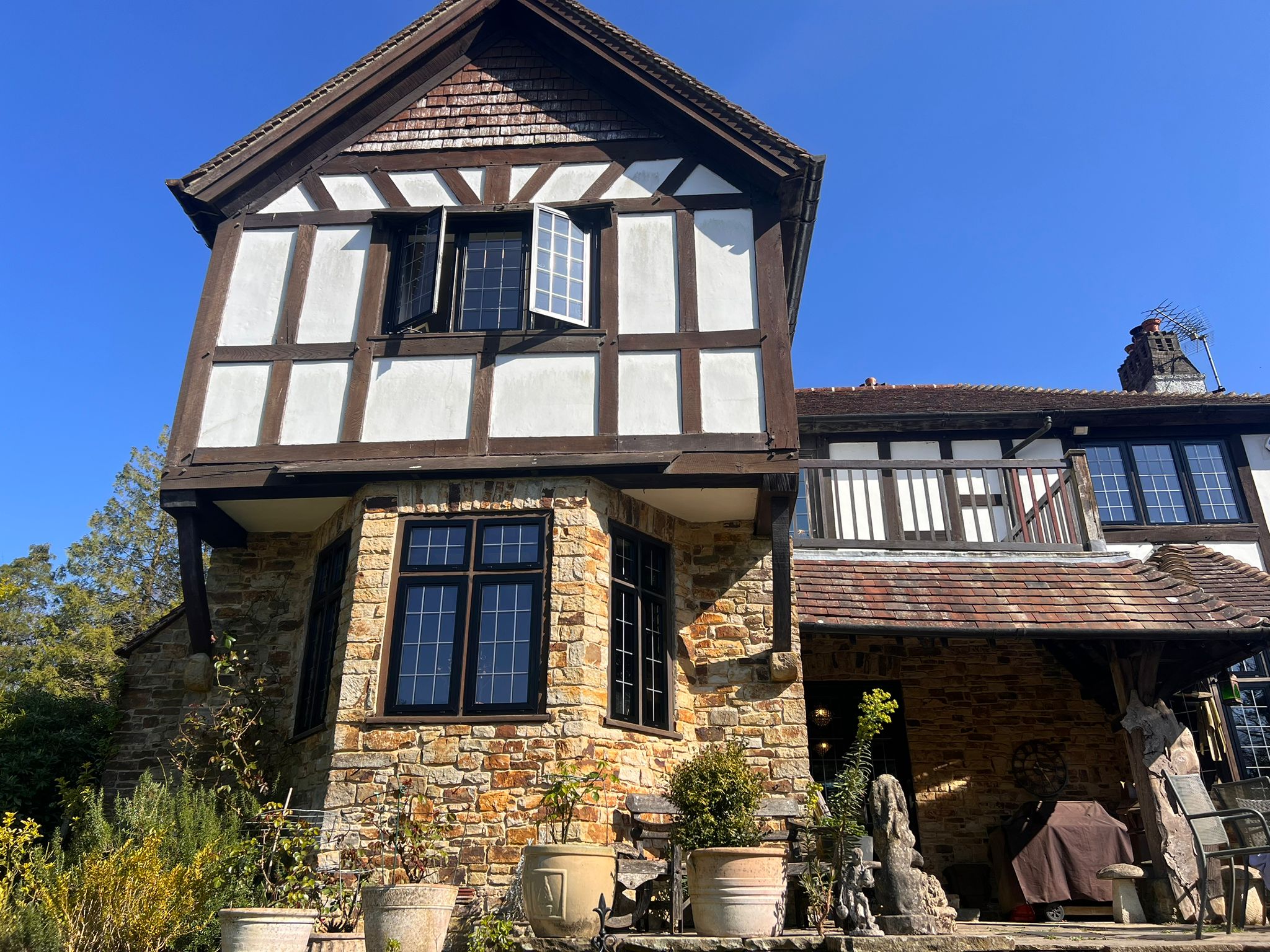 Aluminium Installation & uPVC Comparison | Windows Xpress